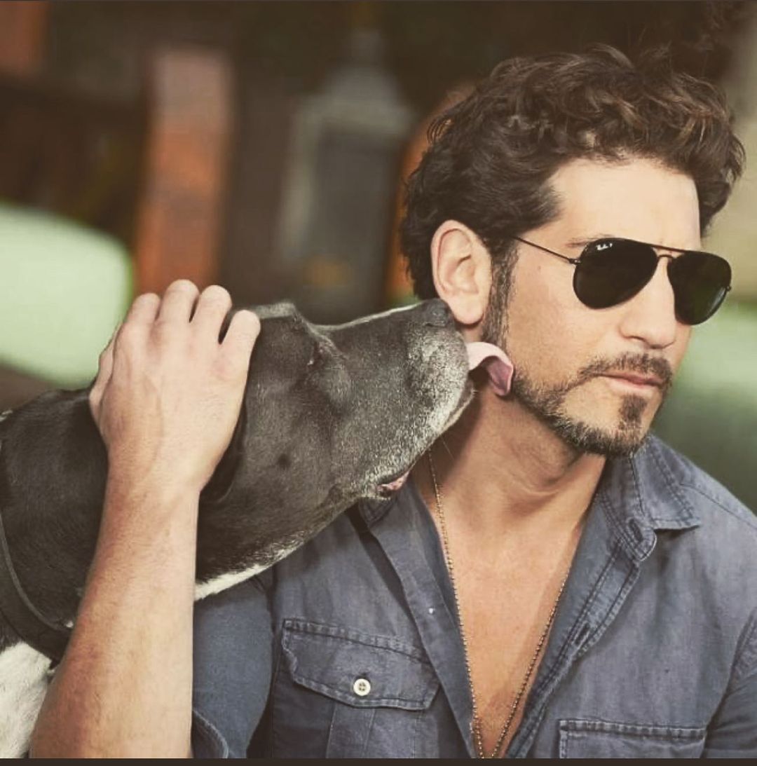 Jon Bernthal Dogs – Lord Of The Pets